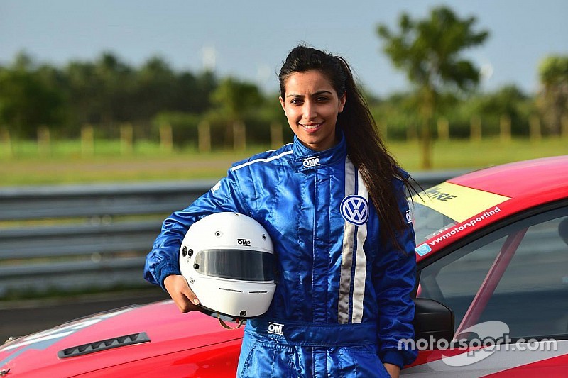 Breaking barriers: Female racers in India!