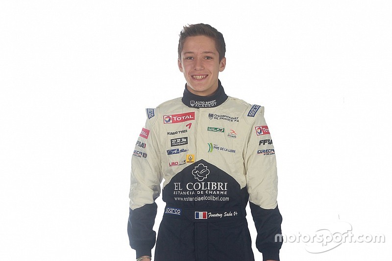 Sacha Fenestraz, le petit prince