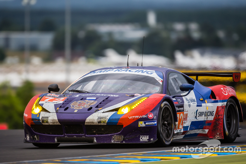 #72 SMP Racing Ferrari 458 GTE: Andrea Bertolini, Viktor Shaitar ...
