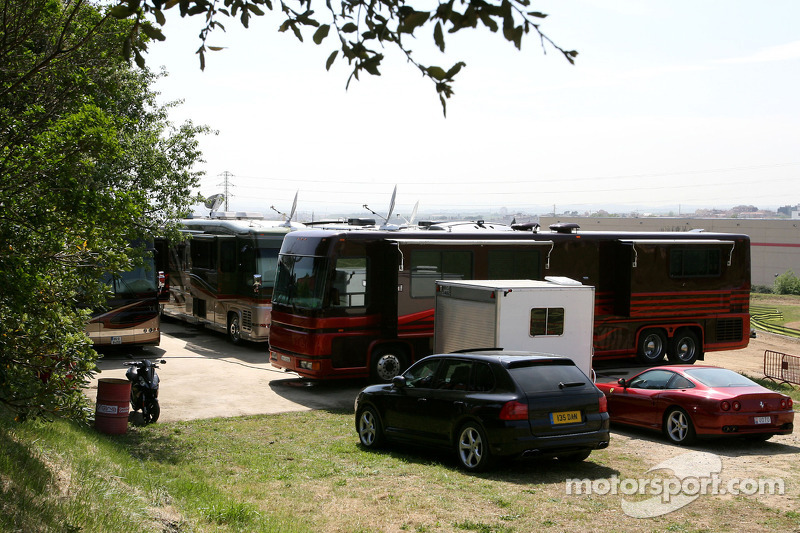 Drivers' motorhome, Nico Rosberg, Williams F1 Team, David Coulthard ...